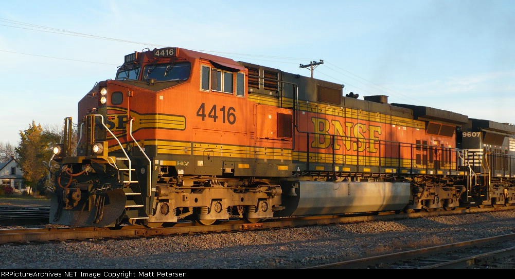 BNSF 4416